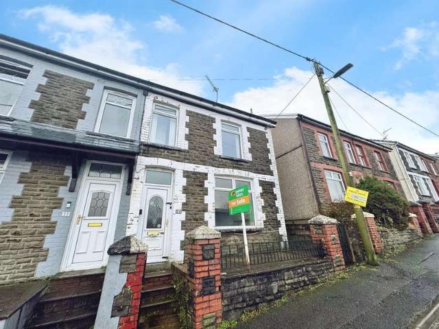 3 Bedroom Semi Detached House
