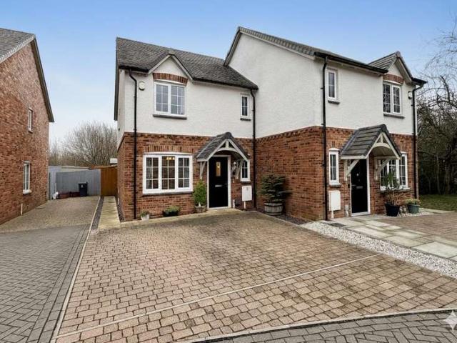 3 Bedroom Semi Detached House