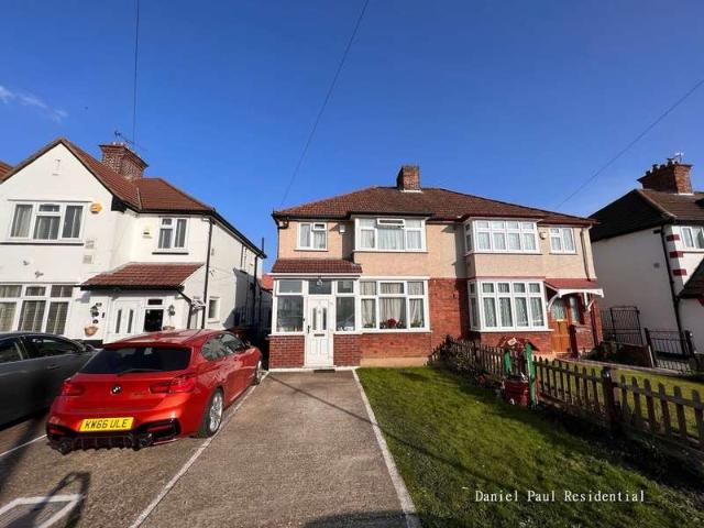 3 Bedroom Semi Detached House