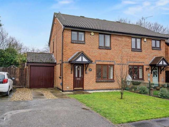 3 Bedroom Semi Detached House
