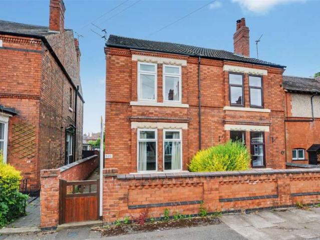 3 Bedroom Semi Detached House