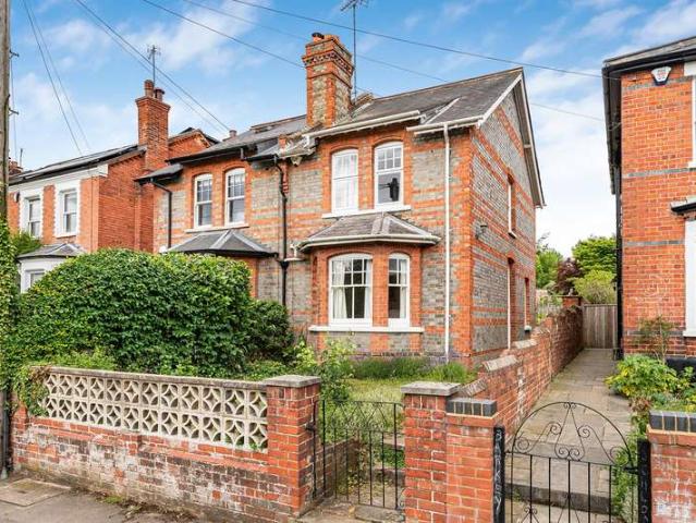 3 Bedroom Semi Detached House
