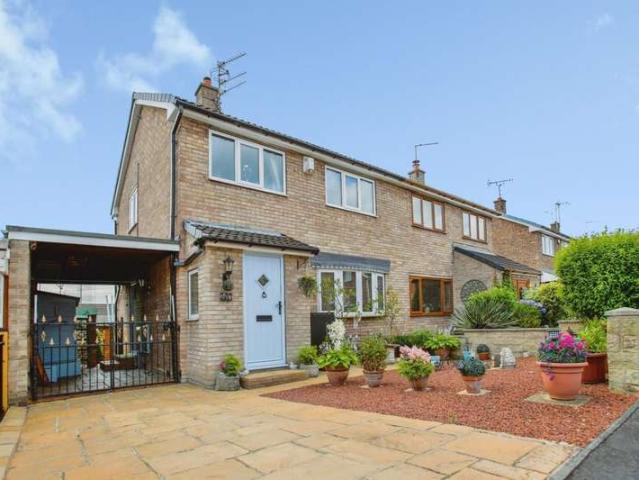 3 Bedroom Semi Detached House