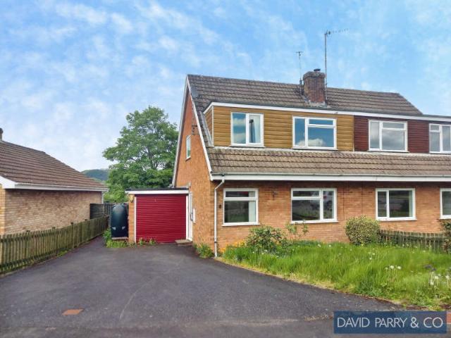 3 Bedroom Semi Detached House