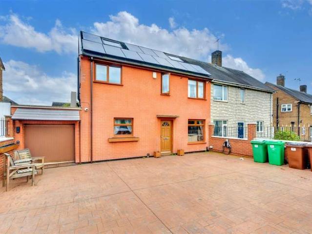 3 Bedroom Semi Detached House