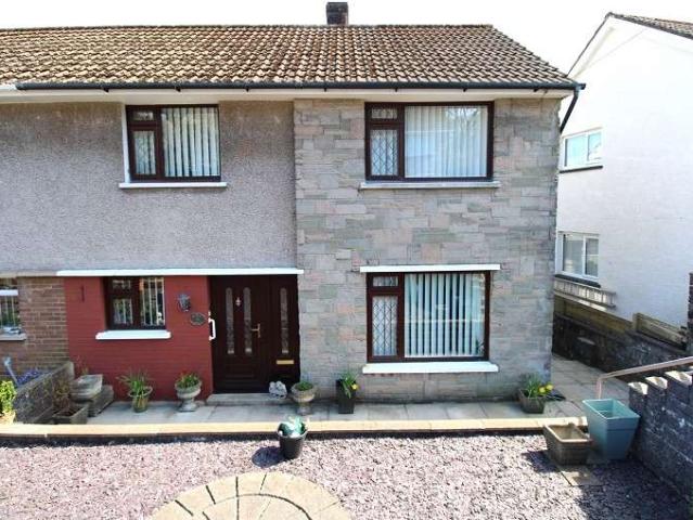 3 Bedroom Semi Detached House