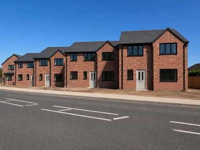 3 Bedroom Semi Detached House
