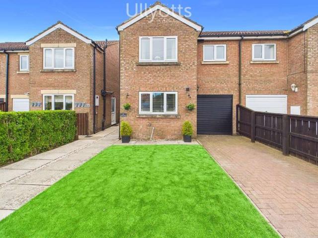3 Bedroom Semi Detached House