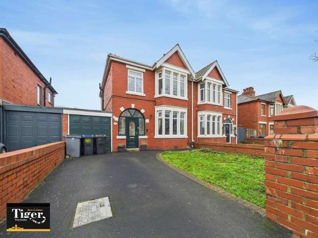 3 Bedroom Semi Detached House