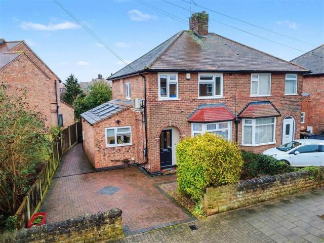 3 Bedroom Semi Detached House