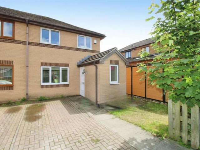 3 Bedroom Semi Detached House