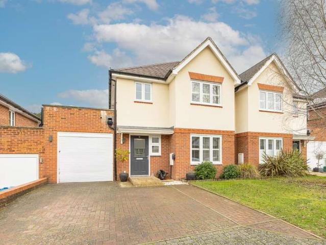3 Bedroom Semi Detached House