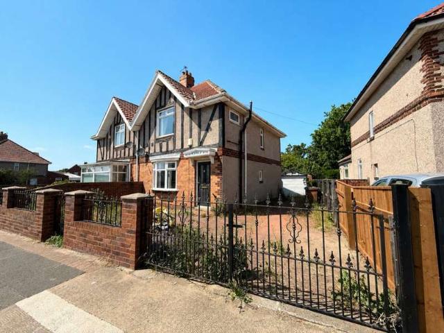 3 Bedroom Semi Detached House