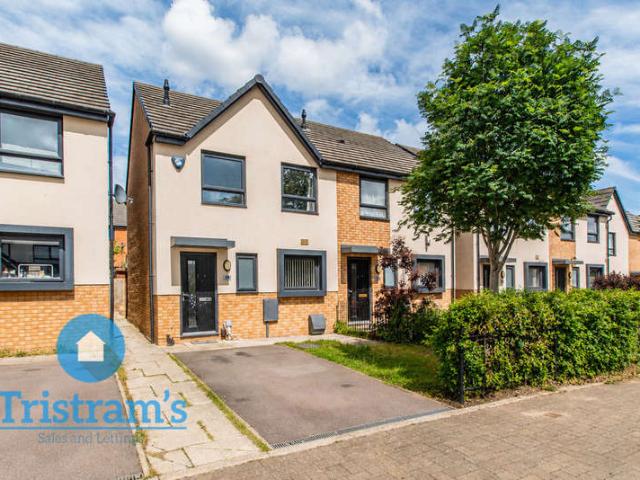 3 Bedroom Semi Detached House