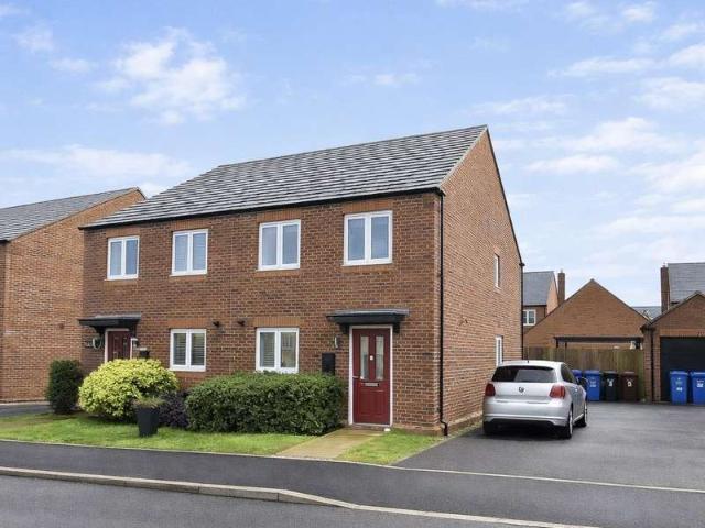 3 Bedroom Semi Detached House