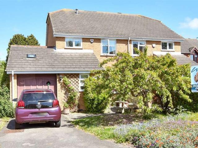 3 Bedroom Semi Detached House