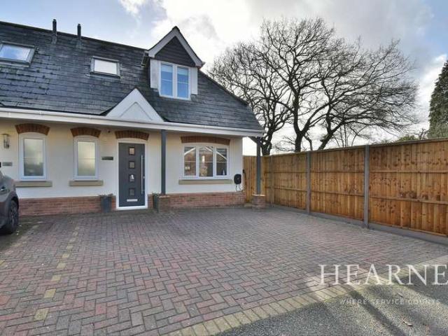 3 Bedroom Semi Detached House