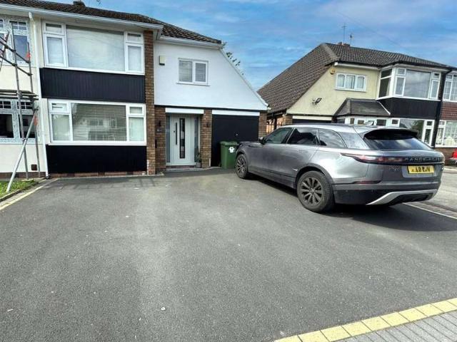 3 Bedroom Semi Detached House