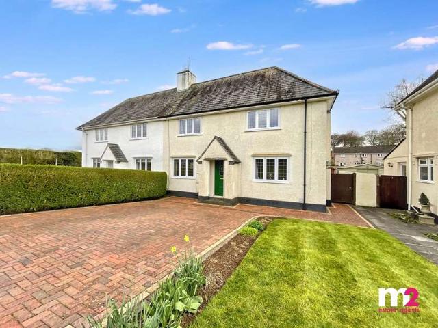 3 Bedroom Semi Detached House