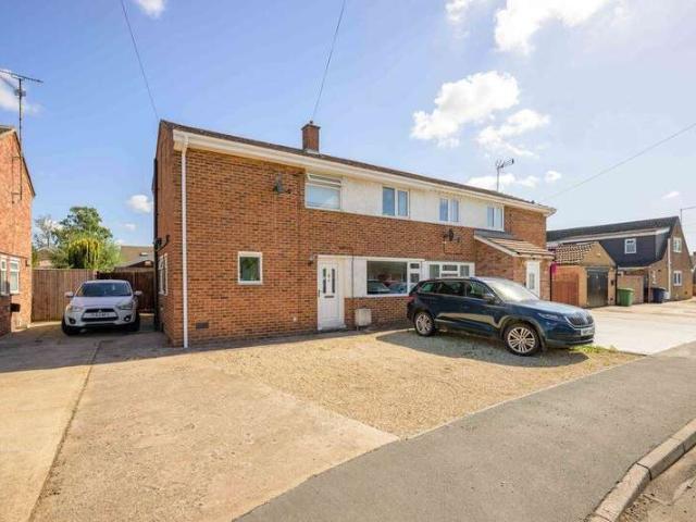 3 Bedroom Semi Detached House