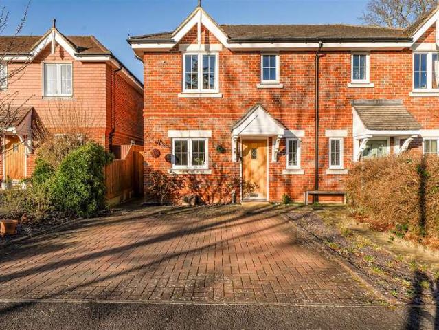 3 Bedroom Semi Detached House