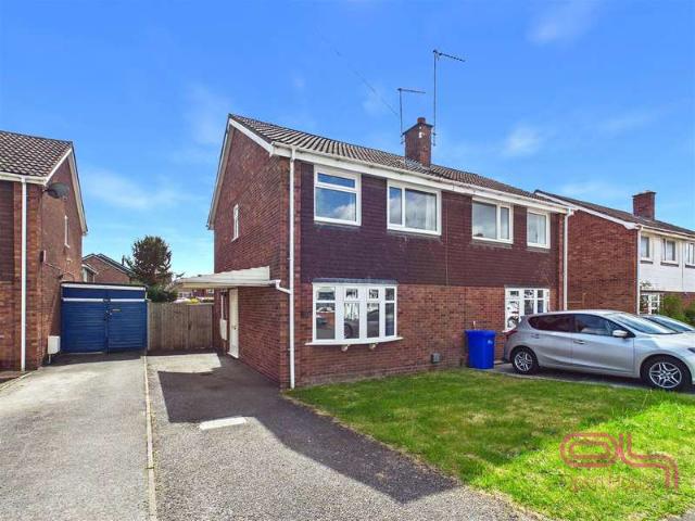 3 Bedroom Semi Detached House