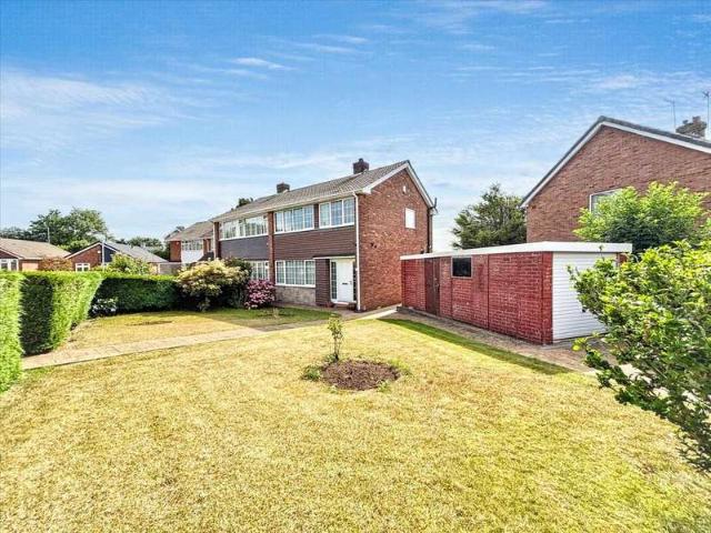 3 Bedroom Semi Detached House