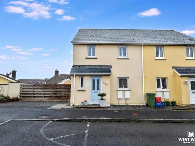 3 Bedroom Semi Detached House