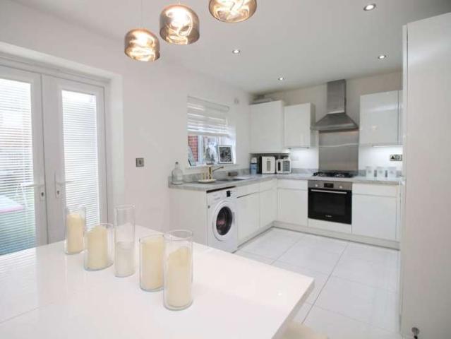 3 Bedroom Semi Detached House