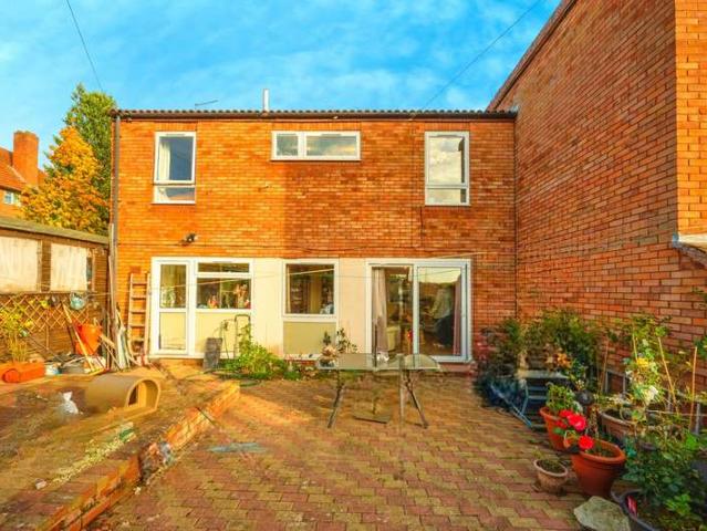 3 Bedroom Semi Detached House