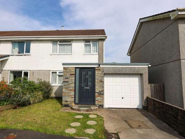 3 Bedroom Semi Detached House