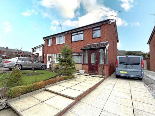 3 Bedroom Semi Detached House