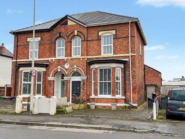 3 Bedroom Semi Detached House