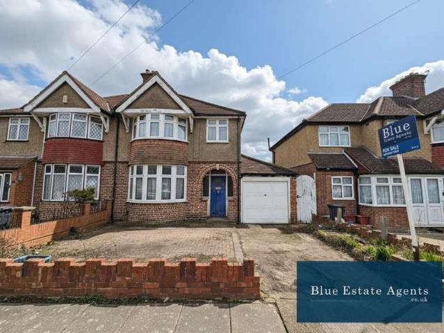 3 Bedroom Semi Detached House