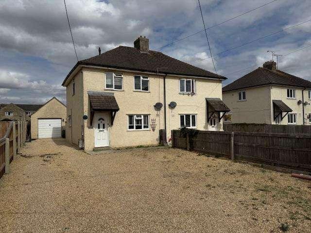 3 Bedroom Semi Detached House
