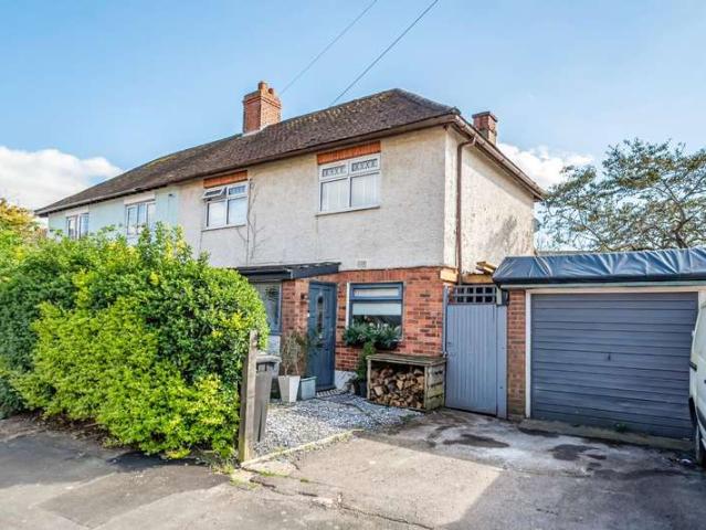 3 Bedroom Semi Detached House