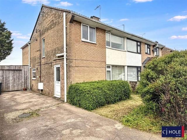 3 Bedroom Semi Detached House