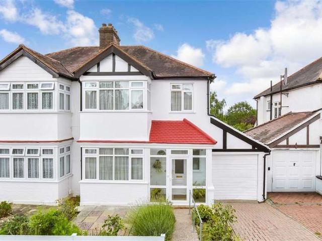 3 Bedroom Semi Detached House