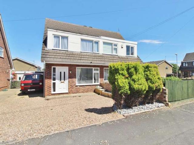 3 Bedroom Semi Detached House