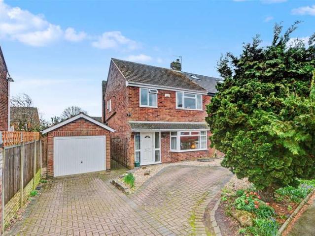 3 Bedroom Semi Detached House