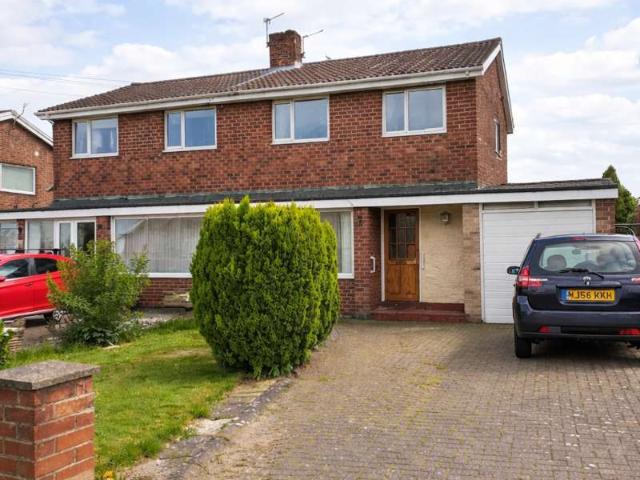 3 Bedroom Semi Detached House