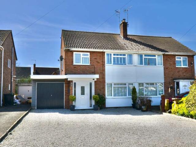 3 Bedroom Semi Detached House