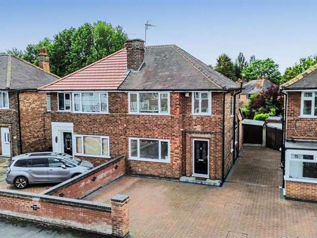 3 Bedroom Semi Detached House