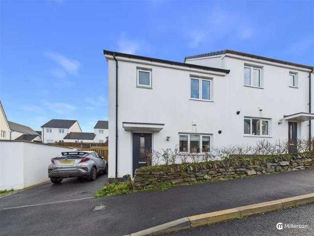 3 Bedroom Semi Detached House