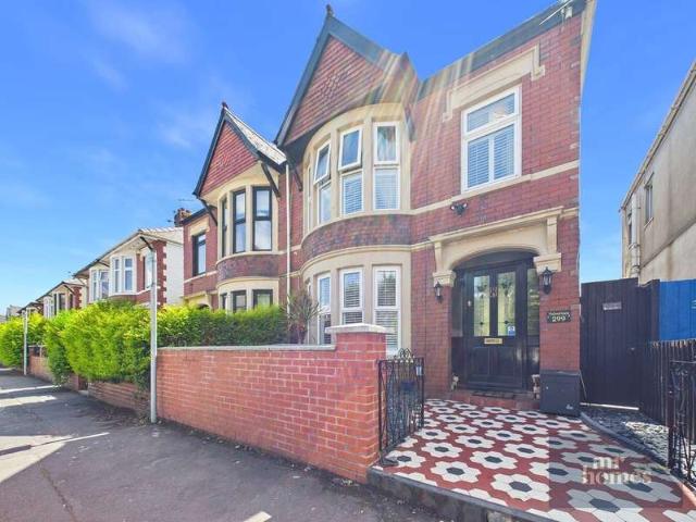 3 Bedroom Semi Detached House