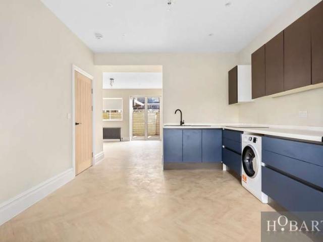 3 Bedroom Semi Detached House