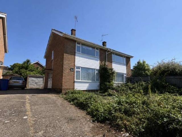 3 Bedroom Semi Detached House
