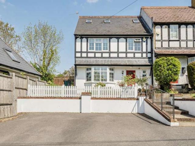 3 Bedroom Semi Detached House