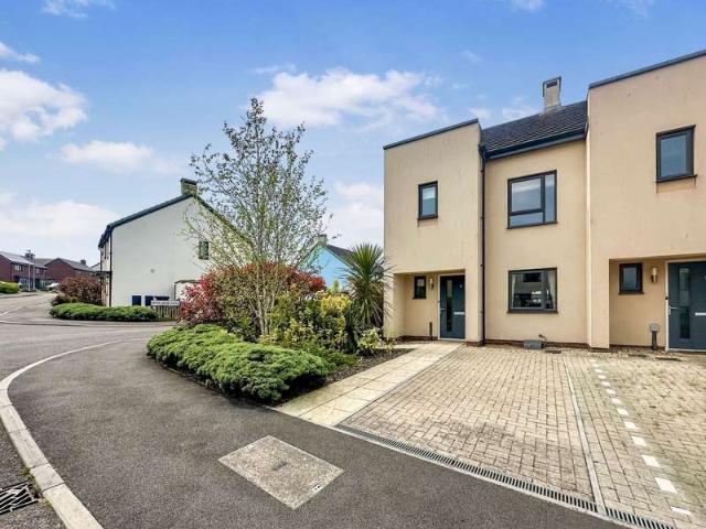 3 Bedroom Semi Detached House