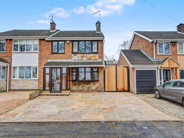 3 Bedroom Semi Detached House